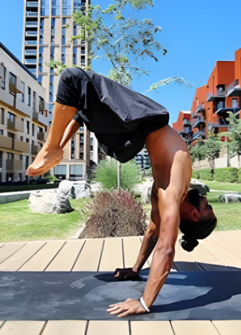 Handstand Challenge – The Movement Athlete